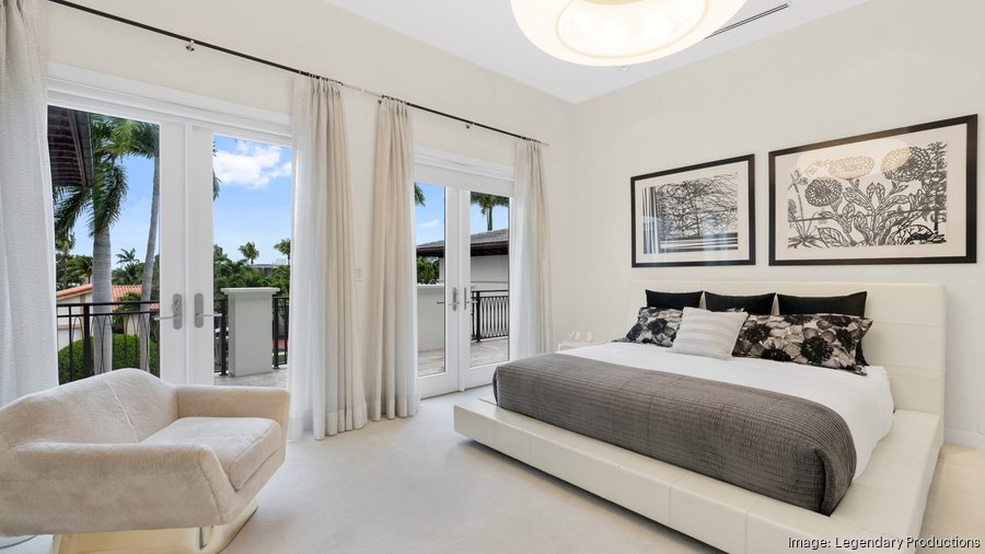 Elizabeth Dascal buys home in Miami Beach for record price in Biscayne ...
