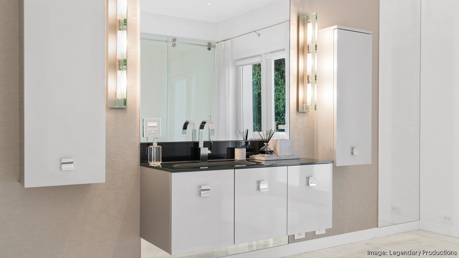 Elizabeth Dascal buys home in Miami Beach for record price in Biscayne ...