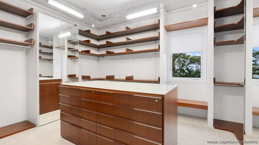 Elizabeth Dascal buys home in Miami Beach for record price in Biscayne ...