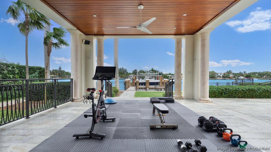 Elizabeth Dascal buys home in Miami Beach for record price in Biscayne ...