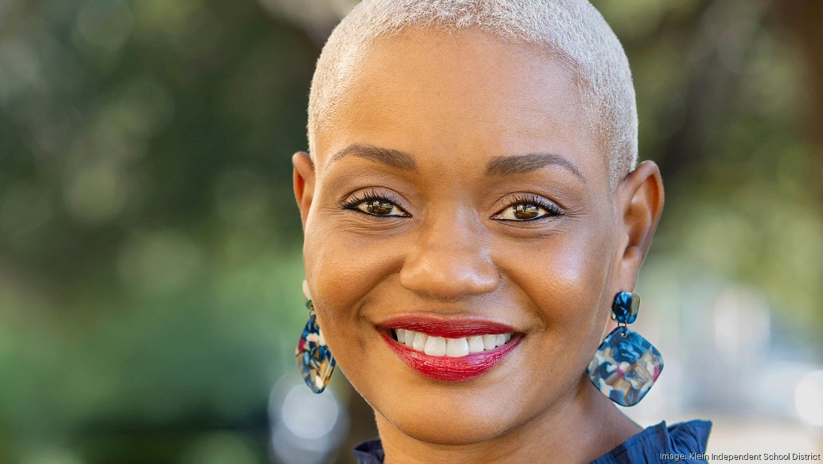 2024 HR Impact Awards | HR Leader of the Year — Large Company: Deedra ...