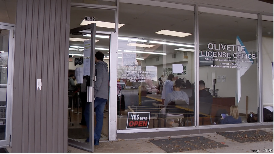 Hours-long waits reported at St. Louis-area driver's license offices ...