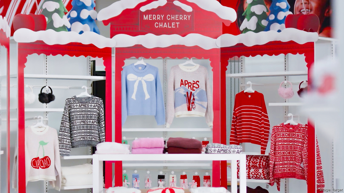 Target's holiday strategy includes faster shipping, 'weirdly hot' Santa ...