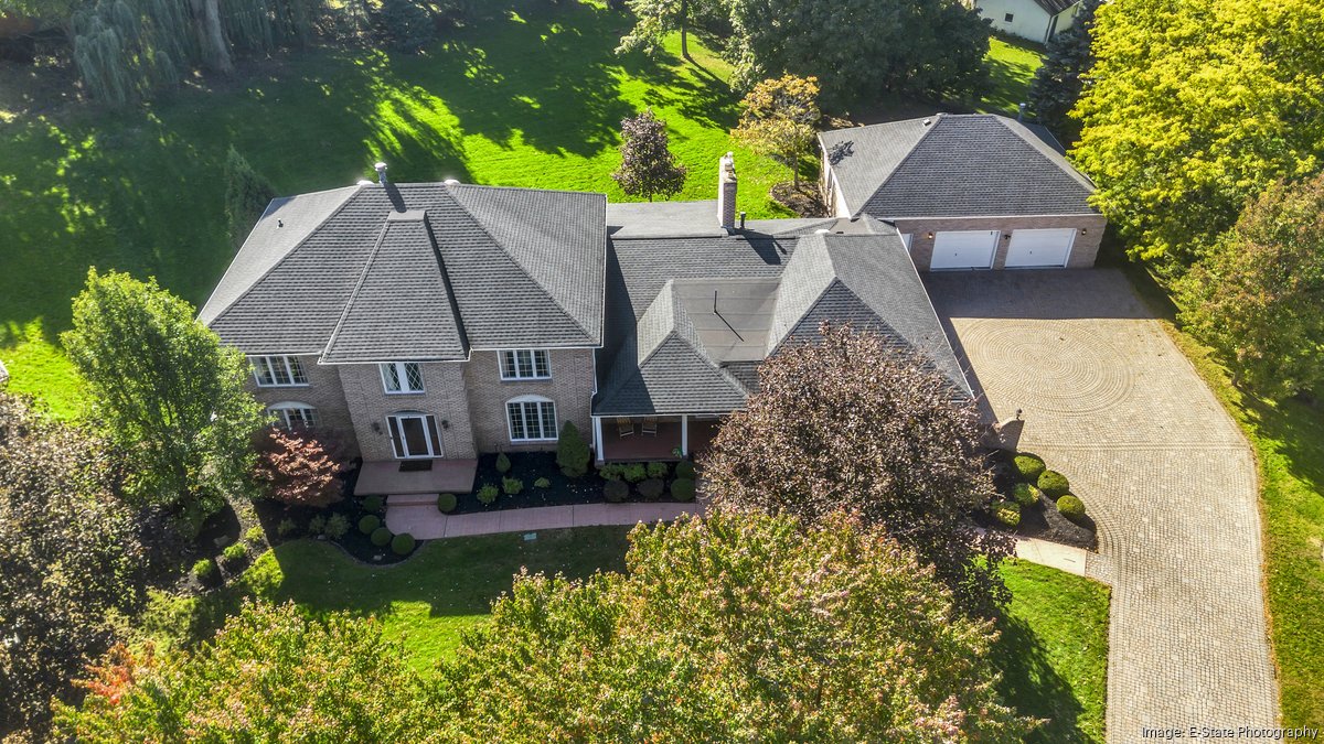 First-ring suburbs offer city access, suburban perks - Buffalo Business ...