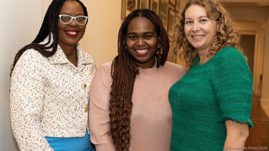 Big Brothers Big Sisters hosts Jazz at Joe's Stone Crab brunch - South ...