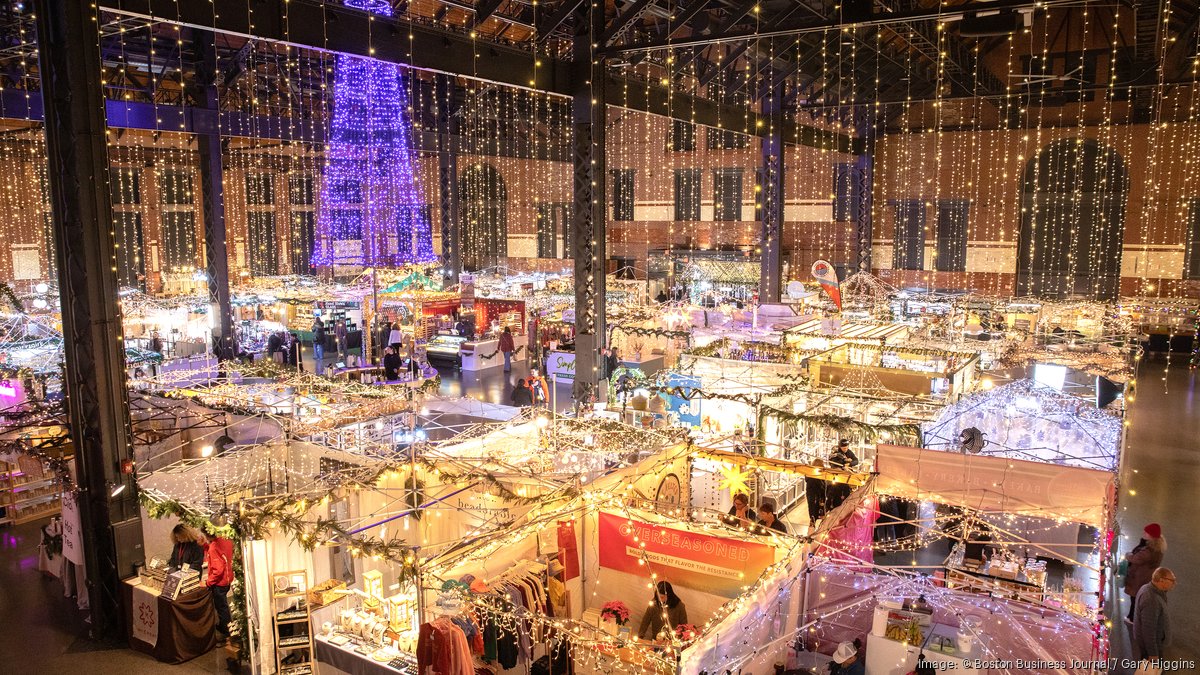 Boston's holiday markets, like SoWa and Snowport, helps small business retail - Boston Business ...