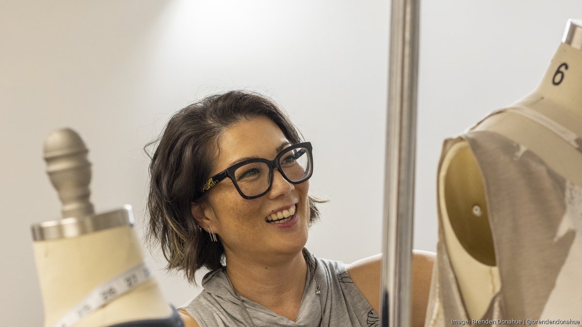 Allison Izu to close Manoa showroom, aims to expand to new markets online - Pacific Business News