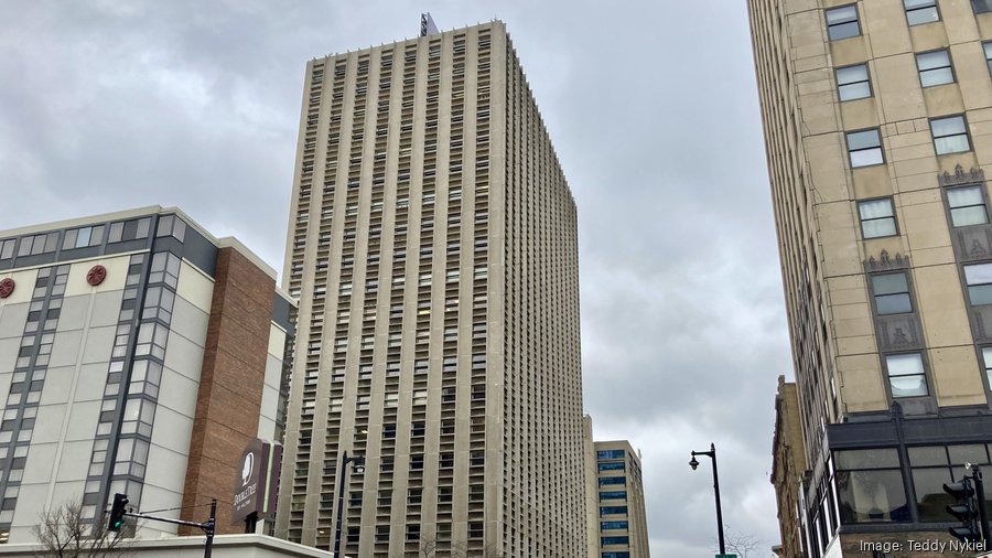 $64M Clark Building conversion in downtown Milwaukee advancing despite ...