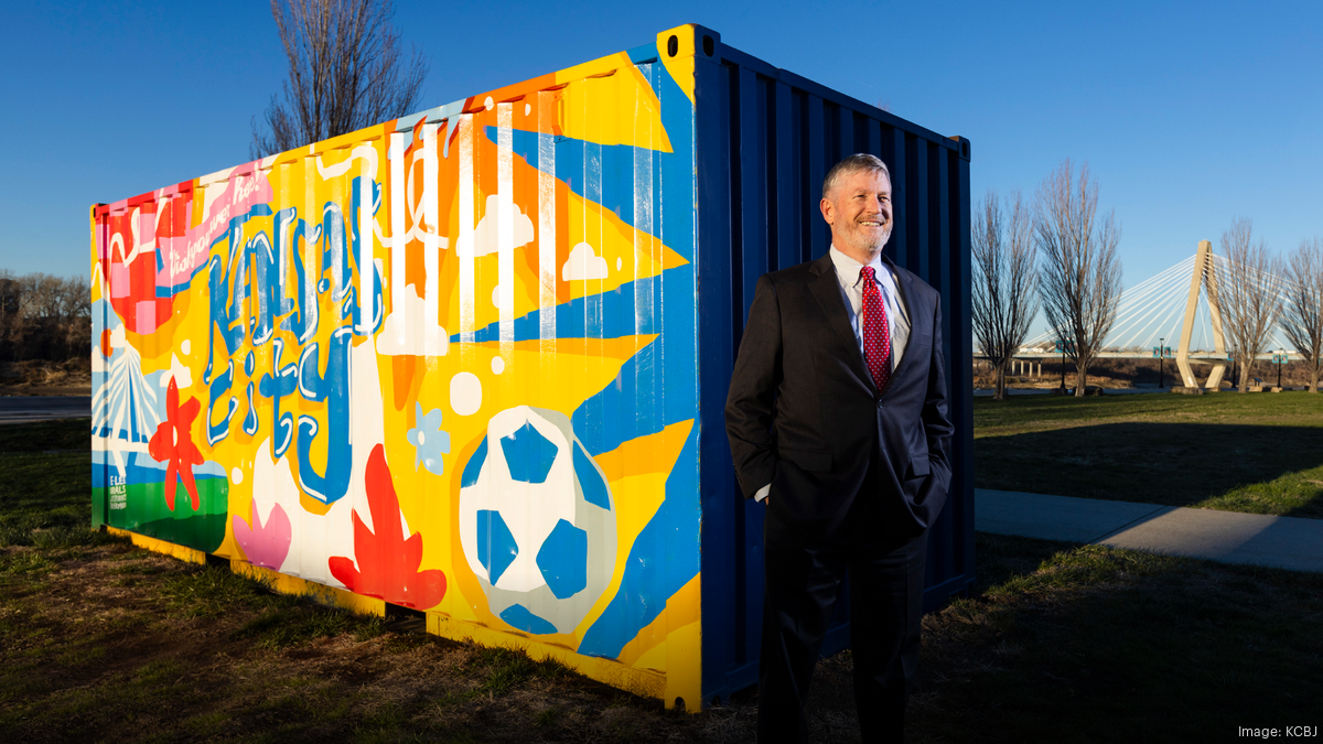 Cushman & Wakefield's Gib Kerr helps spark downtown projects - Kansas ...