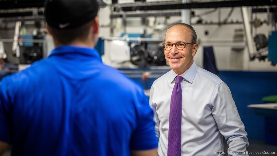 Cintas analyst gives positive outlook after Unifirst deal - Cincinnati ...