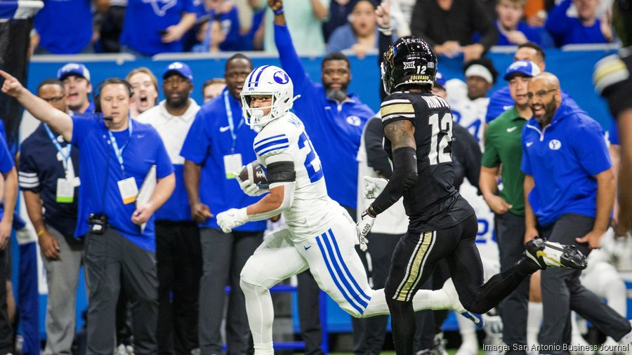 Valero Alamo Bowl leads bowl season attendance - San Antonio Business ...
