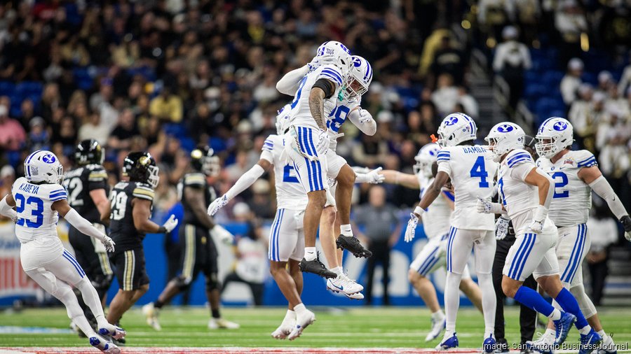Valero Alamo Bowl leads bowl season attendance - San Antonio Business ...