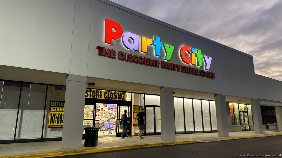 Here's what major chain retailer will take over the Party City location ...