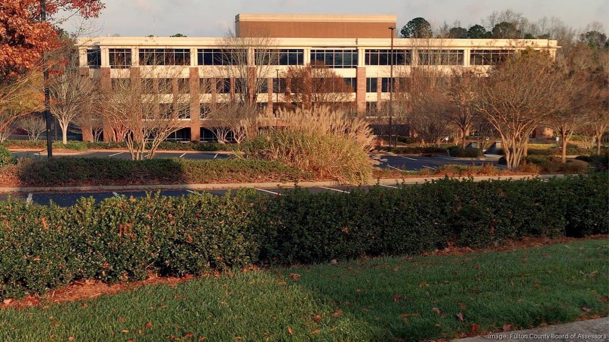Atlanta firm Insignia LLC acquires Alpharetta office park for discount ...