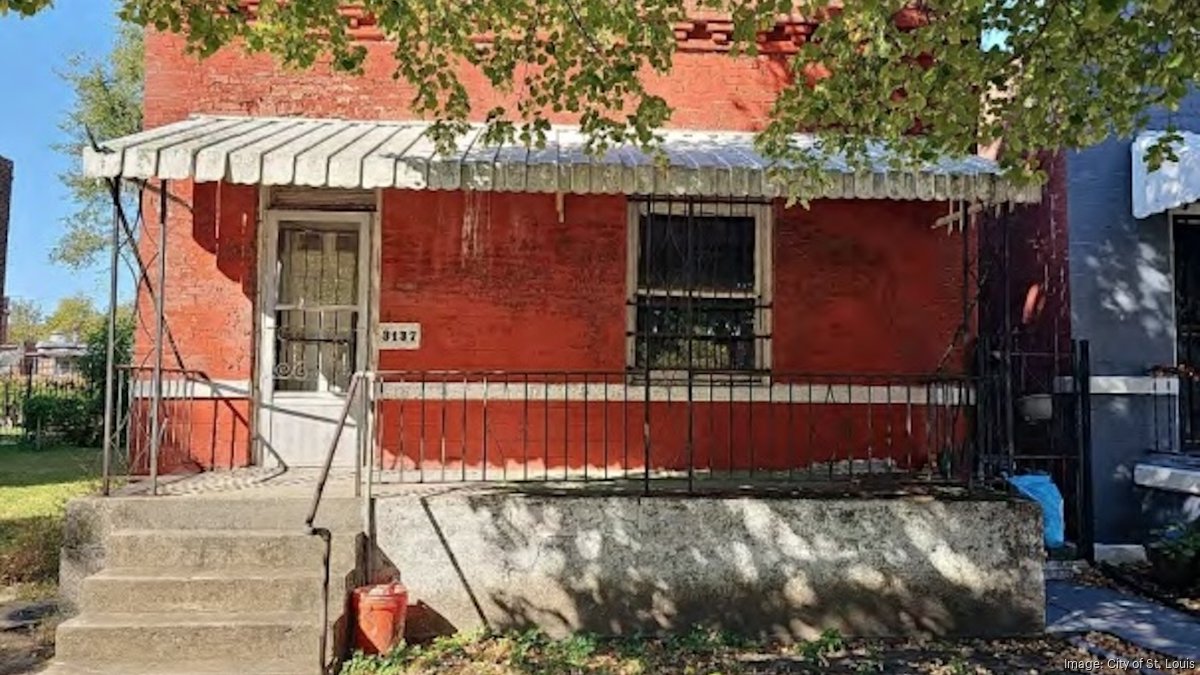 City of St. Louis seeks bids to repair Chuck Berry house - St. Louis ...