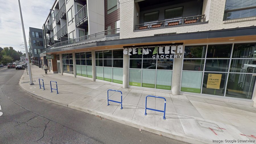 Capes & Crepes board game cafe to replace Green Zebra on Division ...