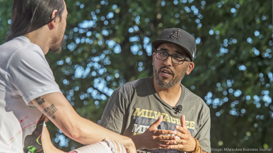 88Nine Radio Milwaukee Executive Director Maxie Jackson departs. Jordan ...