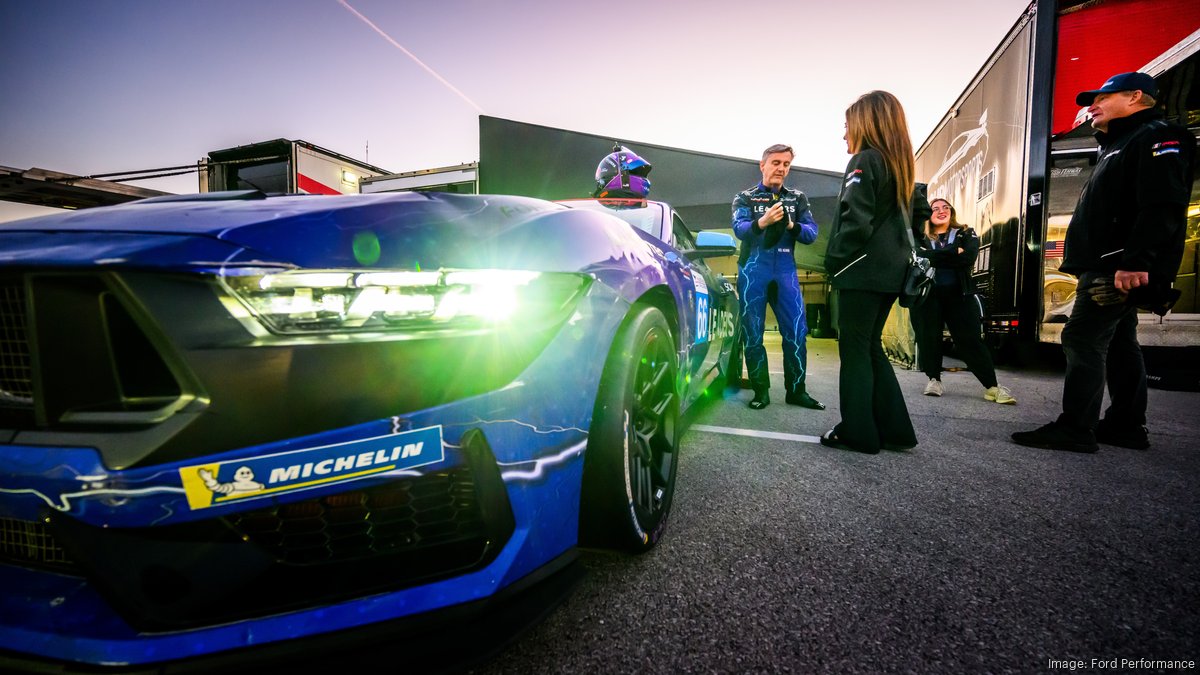 Kel Kearns racing at the 24 Hours at Le Mans feature event in West ...