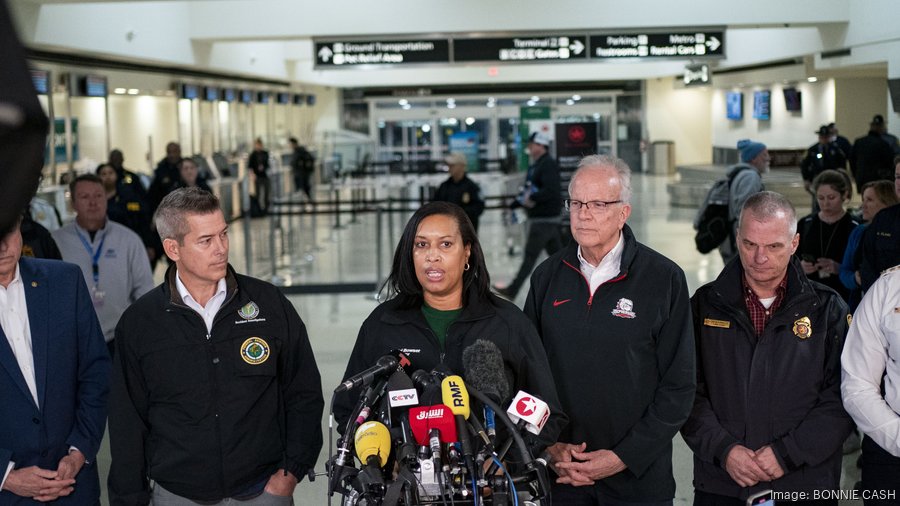 What to know about D.C. plane crash involving Wichita flight - Wichita ...