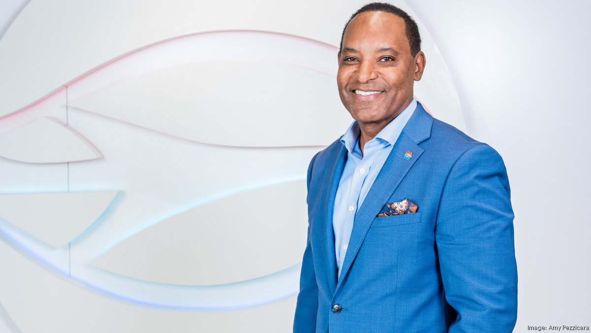 TPA's new CEO Michael Stephens secures $680,000 salary - Tampa Bay ...