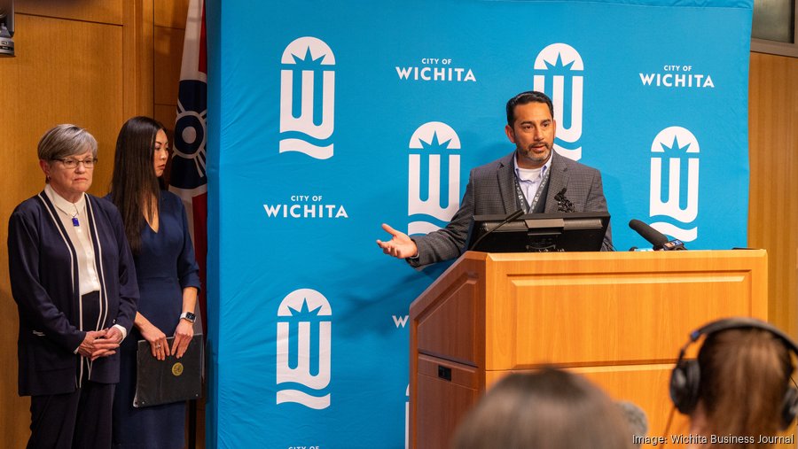 After plane crash, where Wichita's D.C. flight goes from here - Wichita ...