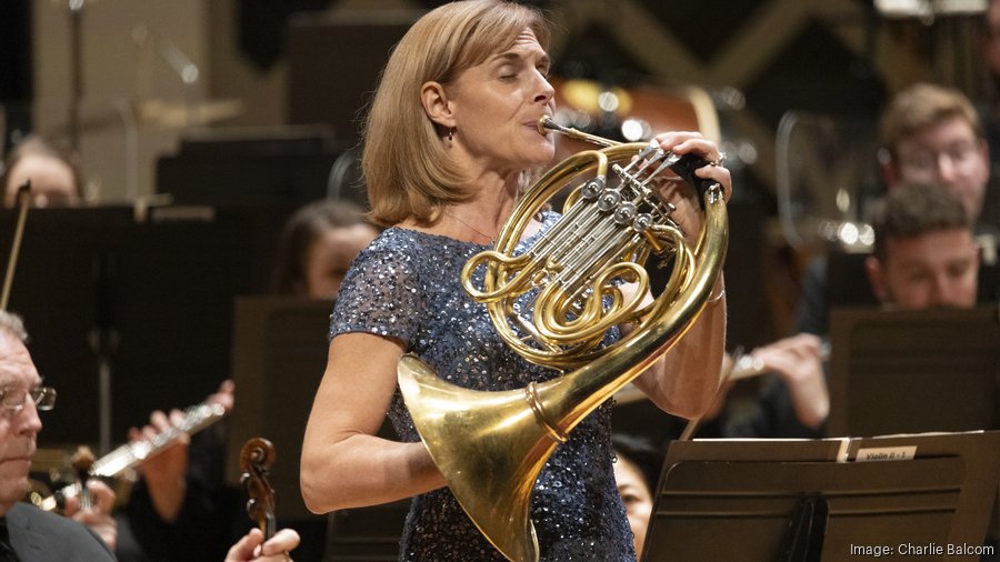 REVIEW: CSO's Elizabeth Freimuth shines in Strauss concerto ...