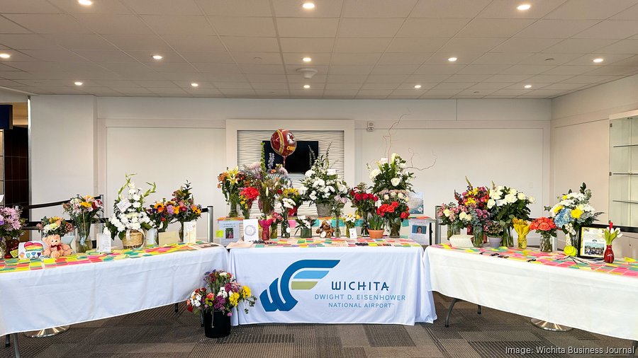 What investigators know about the American Airlines crash one week ...