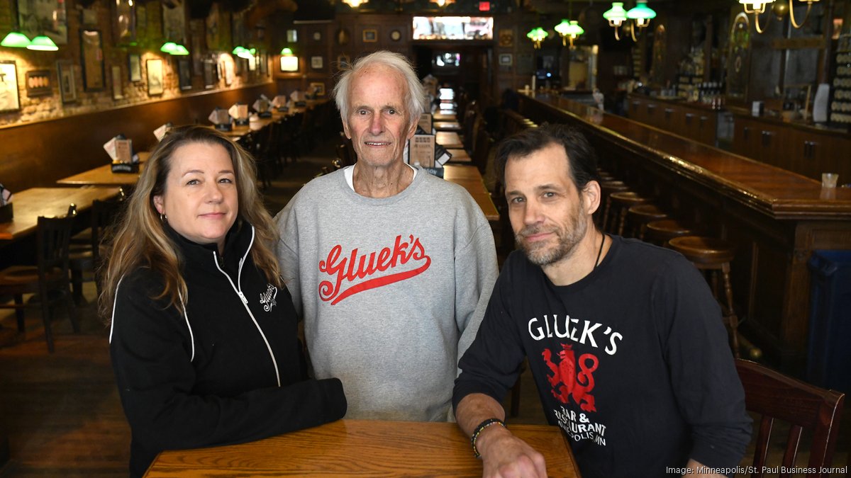 Digestible: Steakhouse comes to Champlin, plus Gluek’s Bar, Mr. Pig’s ...