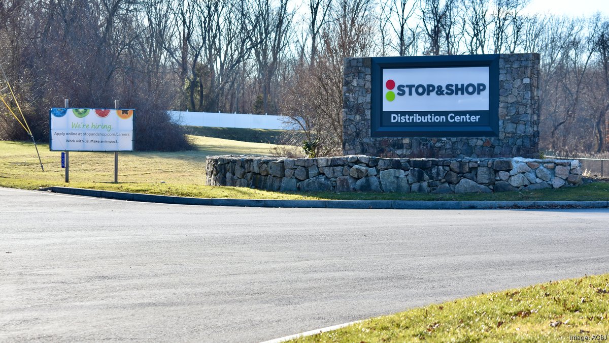 Stop & Shop and Teamster reach tentative agreement - Boston Business ...