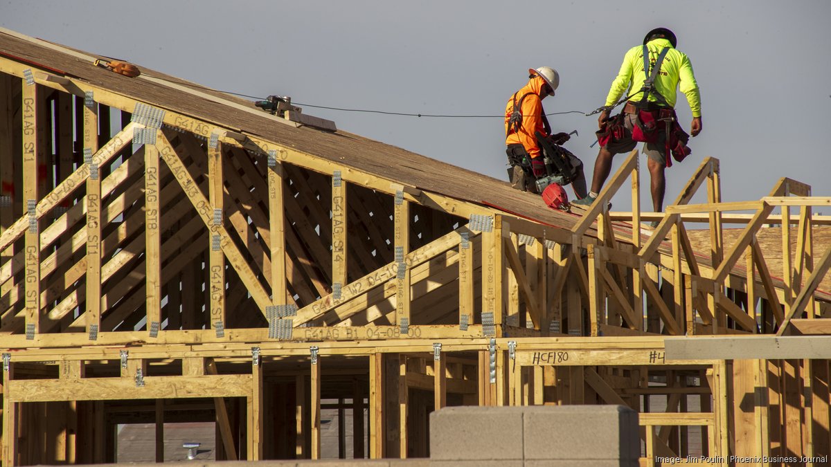 New home construction booms in Phoenix despite market warnings, Zonda ...