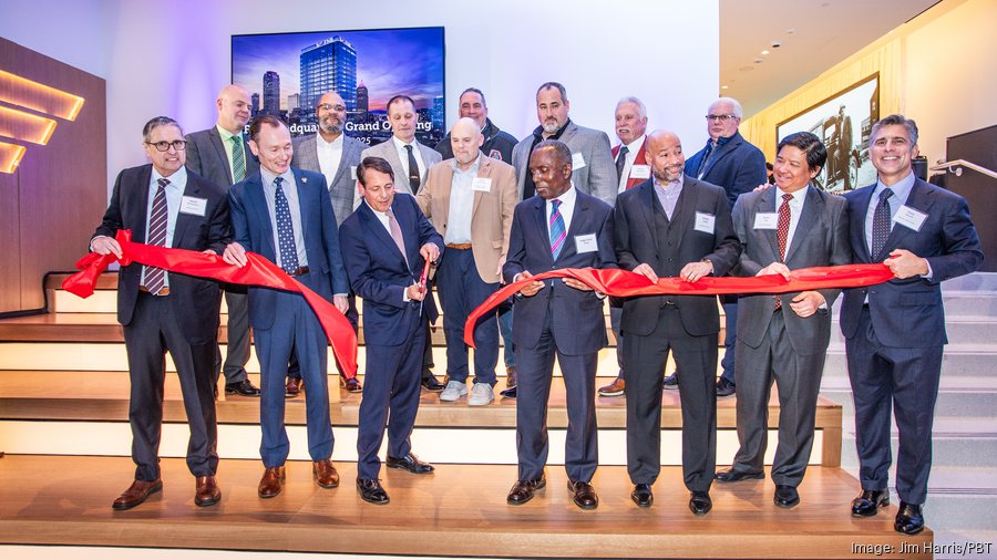 See photos from the FNB Financial Center ribbon cutting ceremony ...