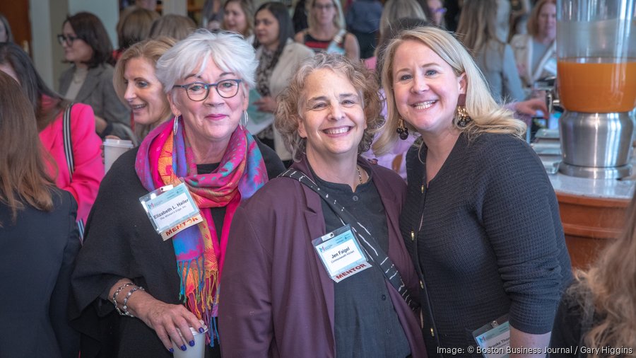 Hundreds meet for BBJ’s Mentoring Monday event - Boston Business Journal