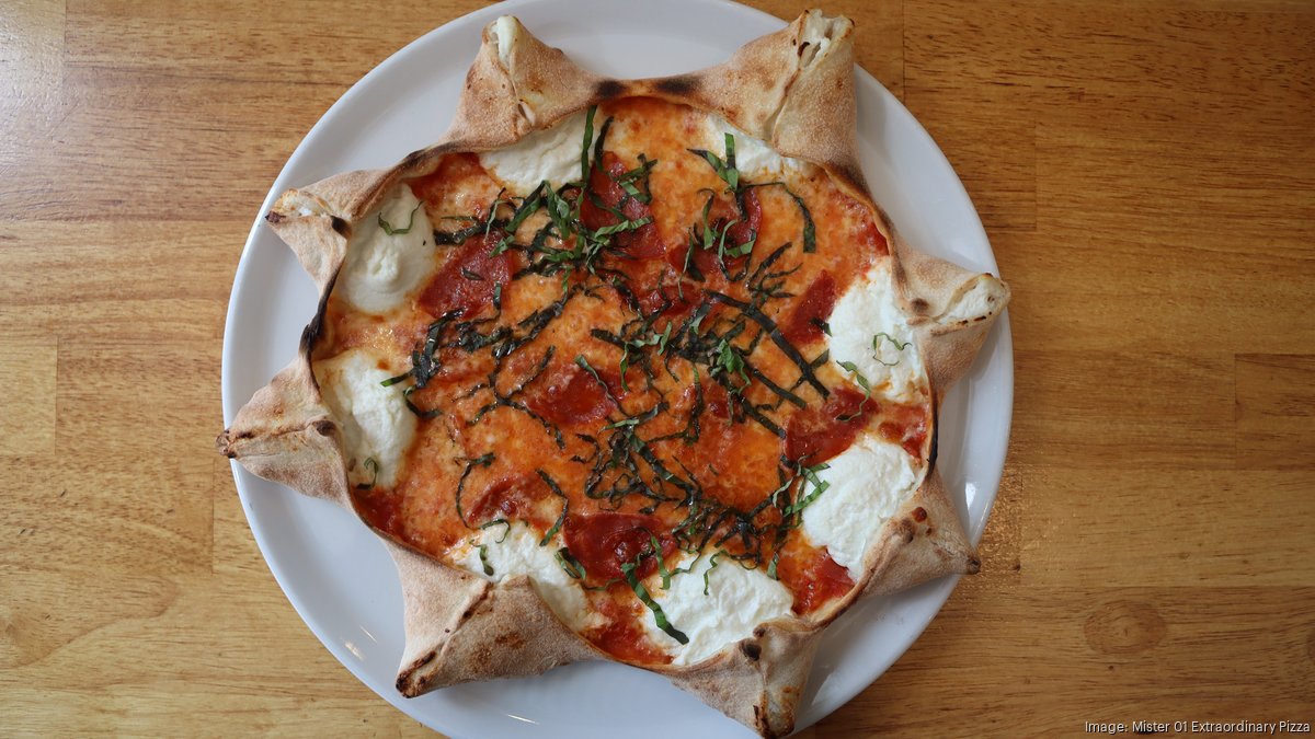 Mister 01 brings star-shaped pizzas and 72-hour dough to Oviedo in ...
