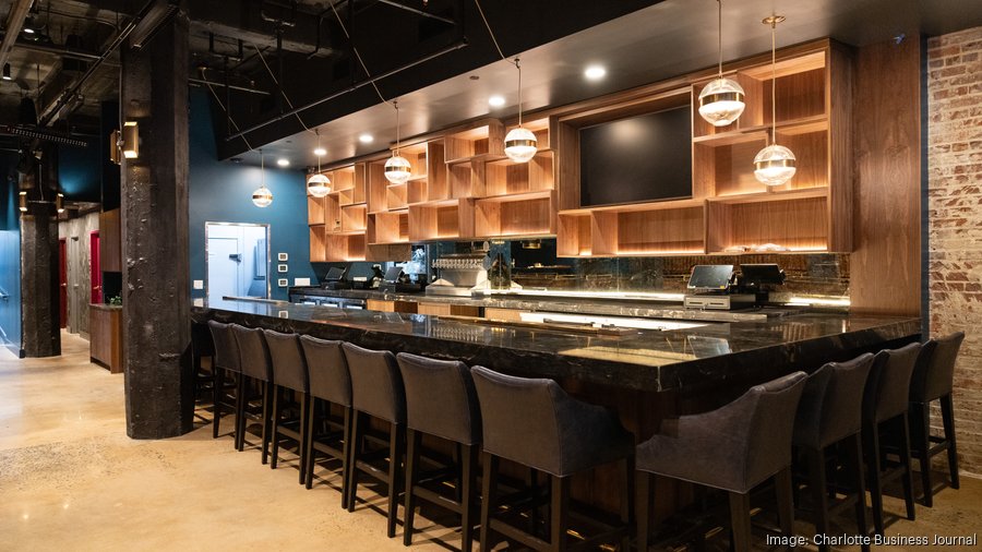 Bar One Lounge brings burlesque, cocktails, high-end food to uptown ...