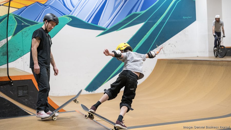 Snobahn hosts Olympian, backer Shaun White and expands its offerings in ...