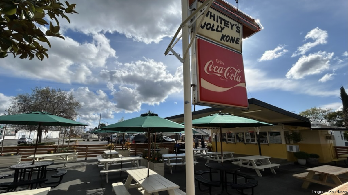 Whitey's Jolly Kone adds patio, beer, wine to West Sac offerings ...