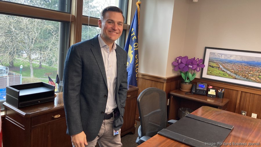 Oregon AG Dan Rayfield sues Trump administration over gender care ...