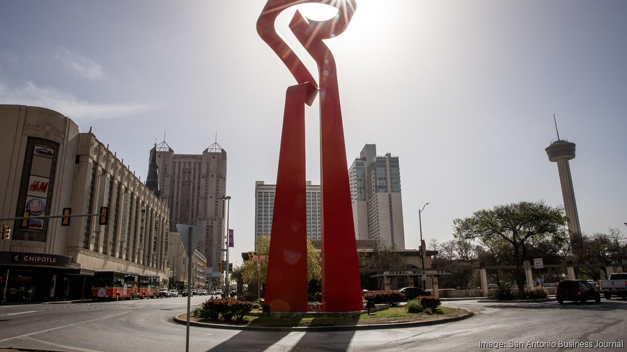 Photographer Gabe Hernadez's 2025 lens on SA's defining events - San ...