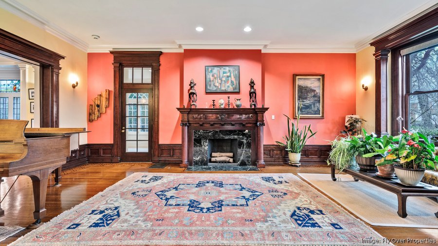 $3.9M Squirrel Hill home hits market with pool, carriage house (photos ...