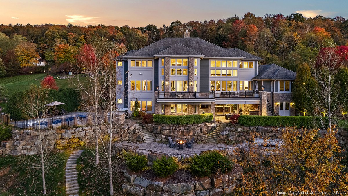 This lakefront home in Gibsonia is for sale for over $3M (photos ...