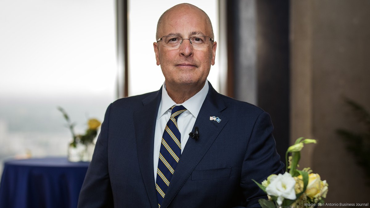 USAA CEO Andrade announces major leadership changes, departures - San Antonio Business Journal