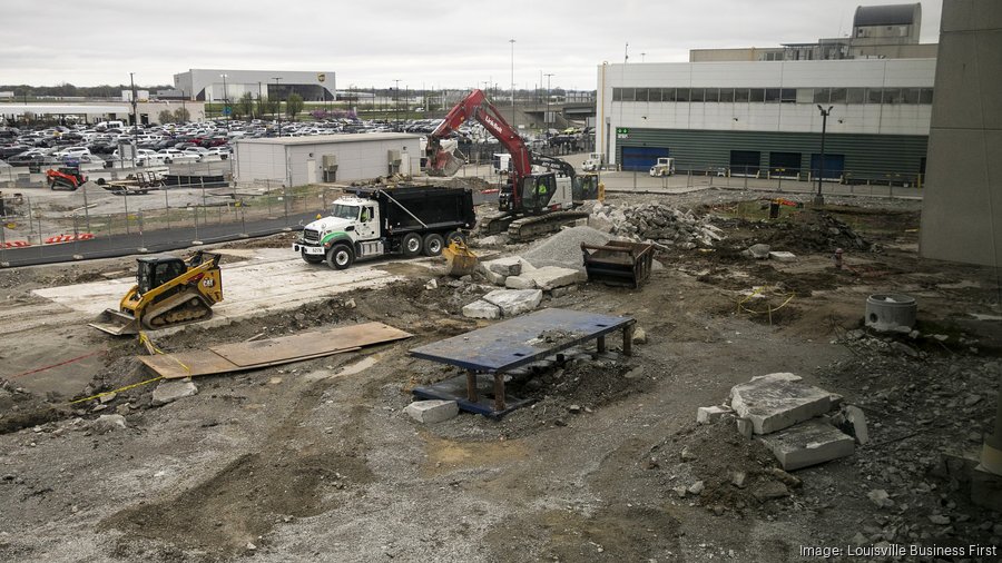 Louisville airport thrives despite industry challenges - Louisville ...