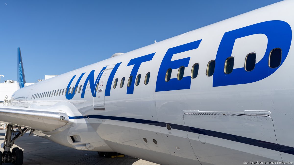United Airlines catering issue leaves SFO passengers landing on empty ...