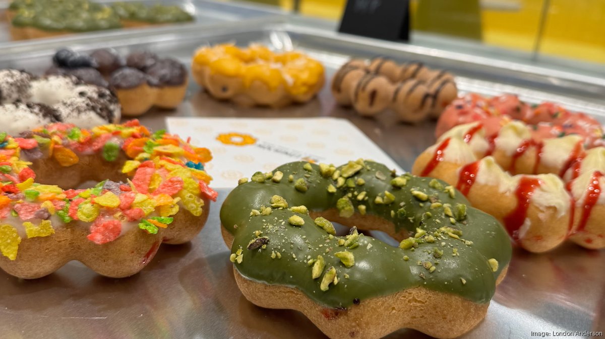 Mochinut opens near Grandview with mochi doughnuts, Korean hot dogs ...