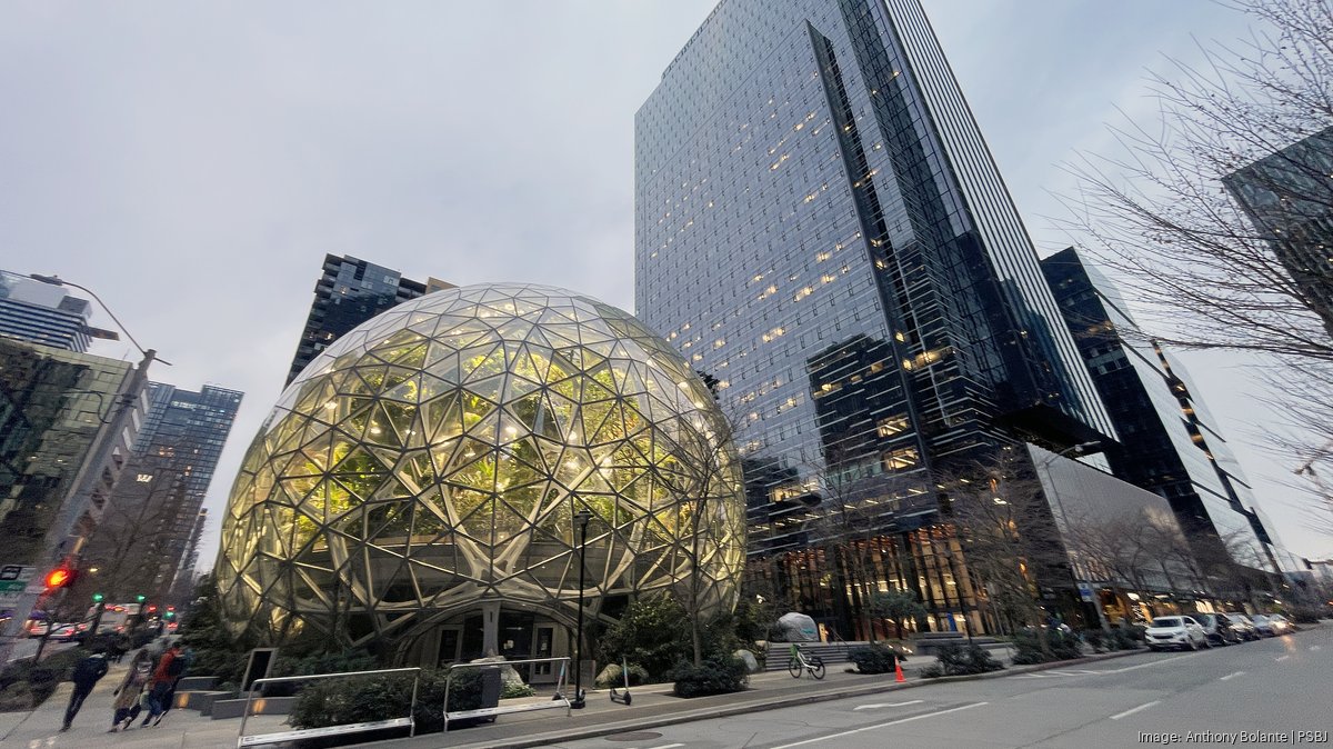 Amazon surpasses Walmart atop Fortune 500 list - Puget Sound Business ...