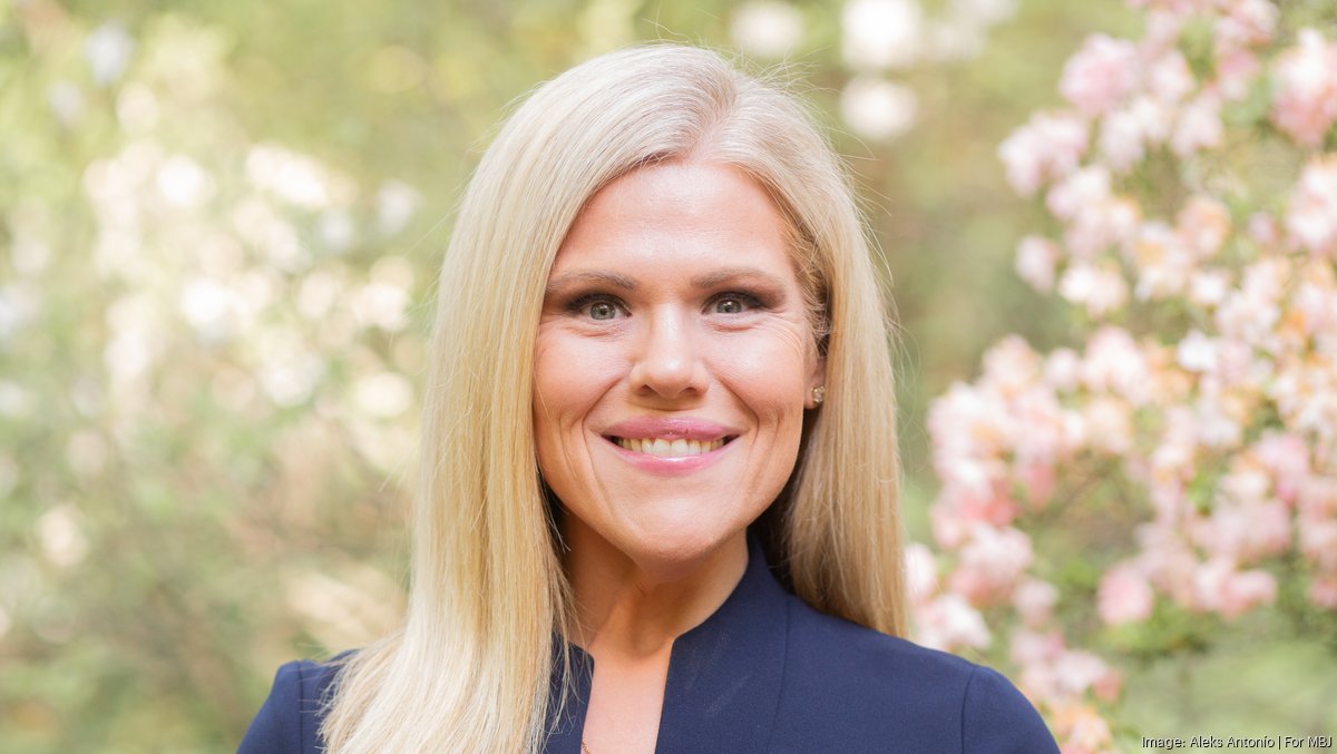 40 Under 40: Amber Huett-Garcia with Memphis-Shelby County Schools and ...