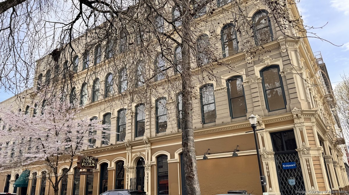 Old Town Pizza owner purchases Merchant Hotel building for $2.6M ...