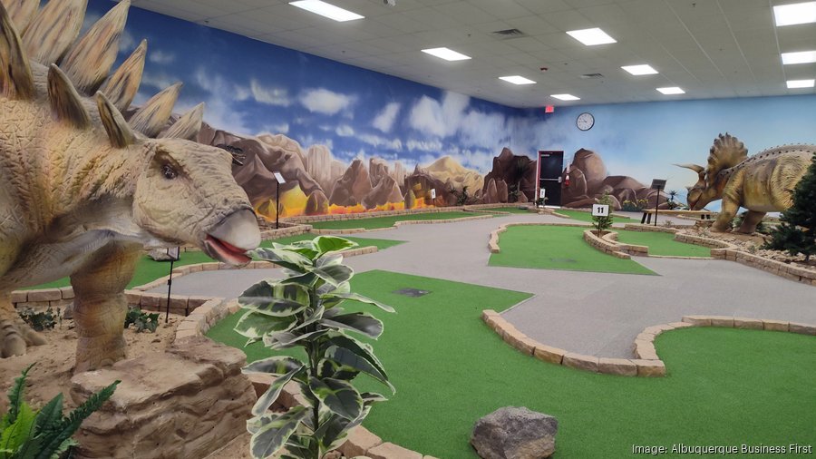 New dinosaur-themed mini-golf business roars into Rio Rancho ...