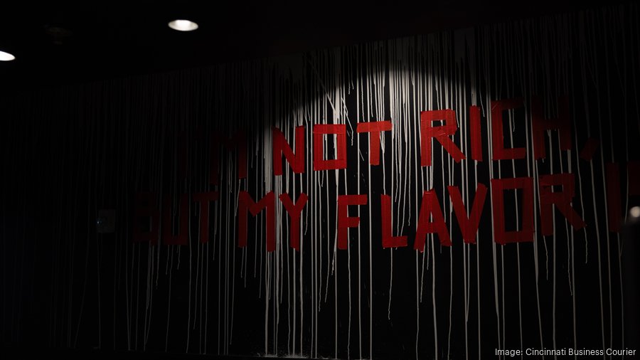 Hickory Wald opens college-themed bar near UC's campus - Cincinnati ...