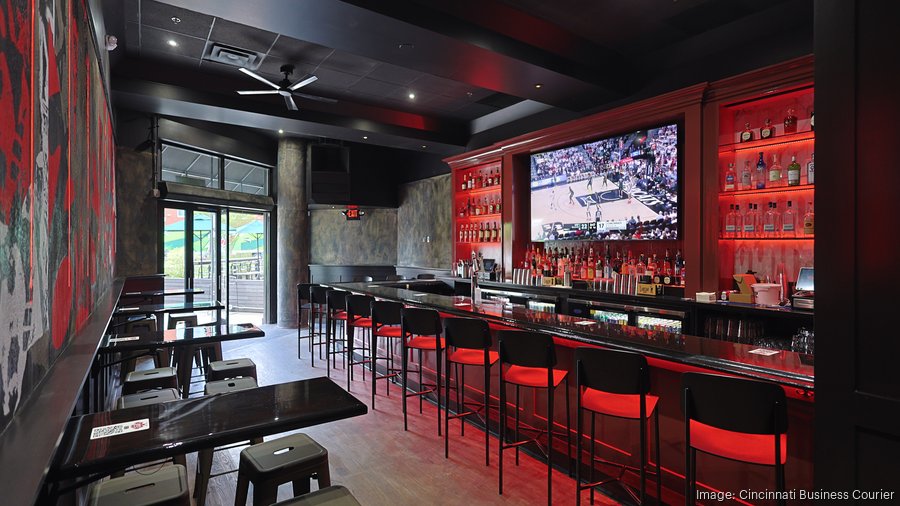 Hickory Wald opens college-themed bar near UC's campus - Cincinnati ...
